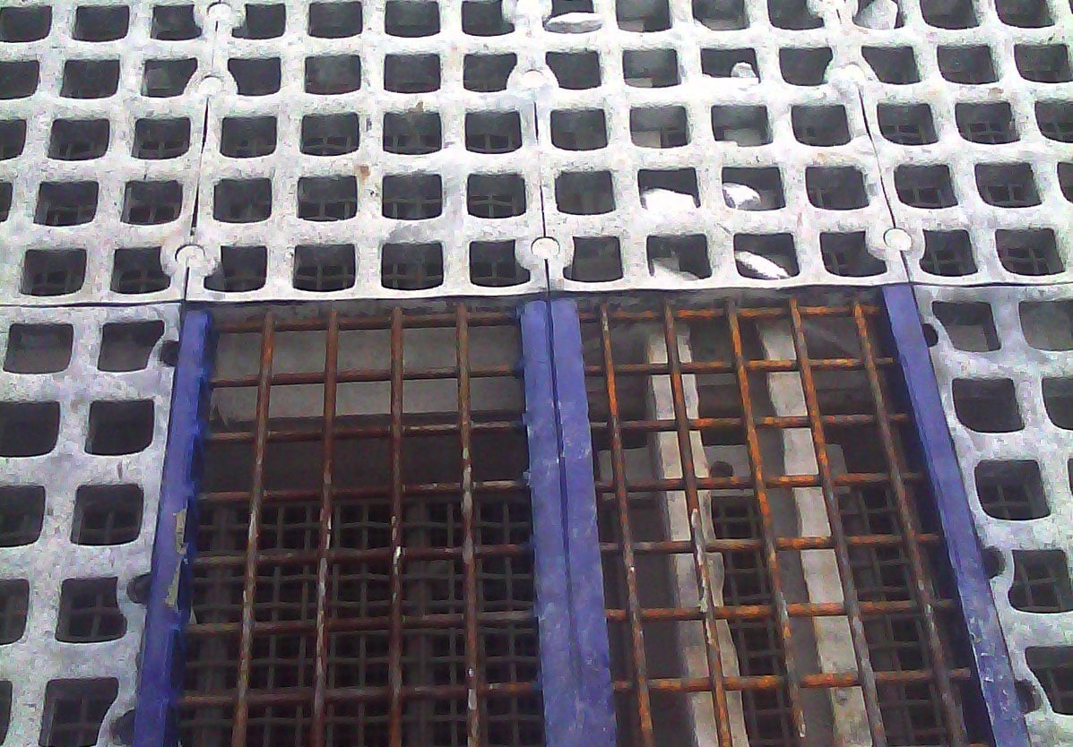 Hybrid Modular Screens - MILLER WIRE WORKS, INC.
